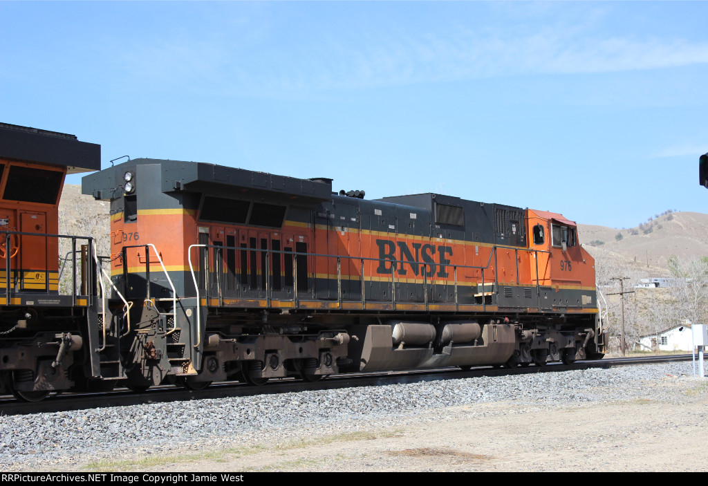 BNSF 976